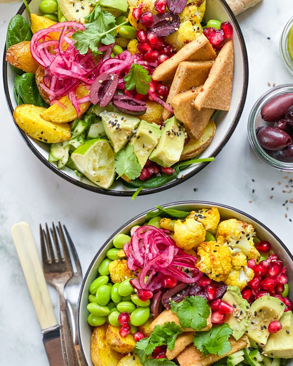 Indisk Salat Bowl - Salat bowl med karry grøntsager og tofu