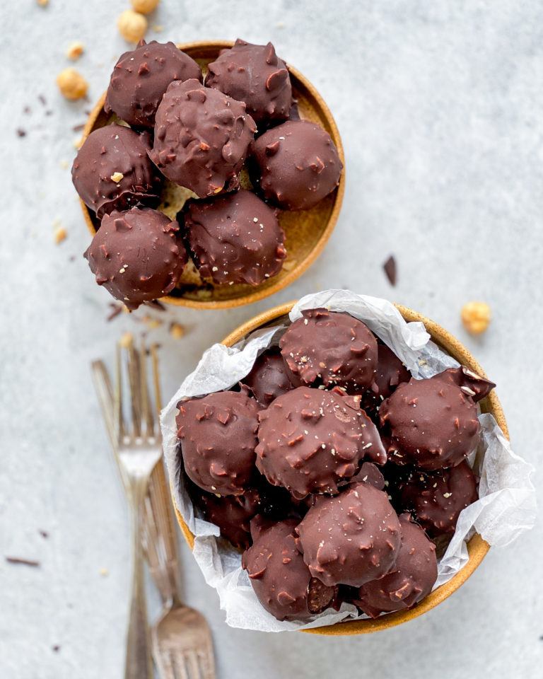 Hjemmelavede Ferrero Rocher - Opskrift på sunde snackkugler