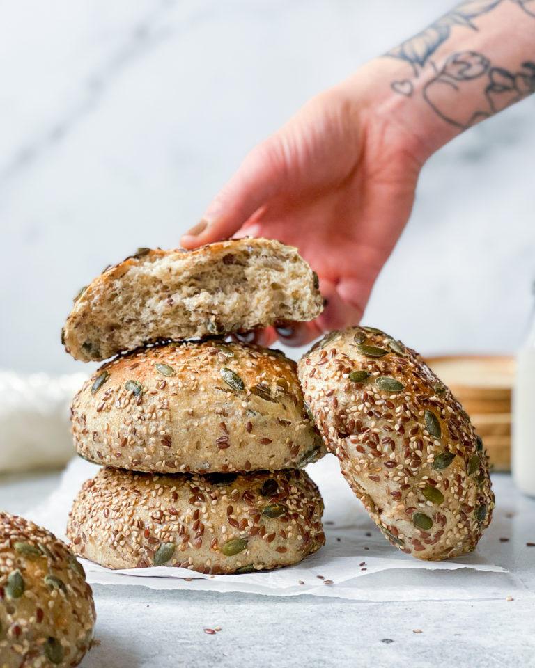 Grovboller med kerner - Nemme og sunde boller