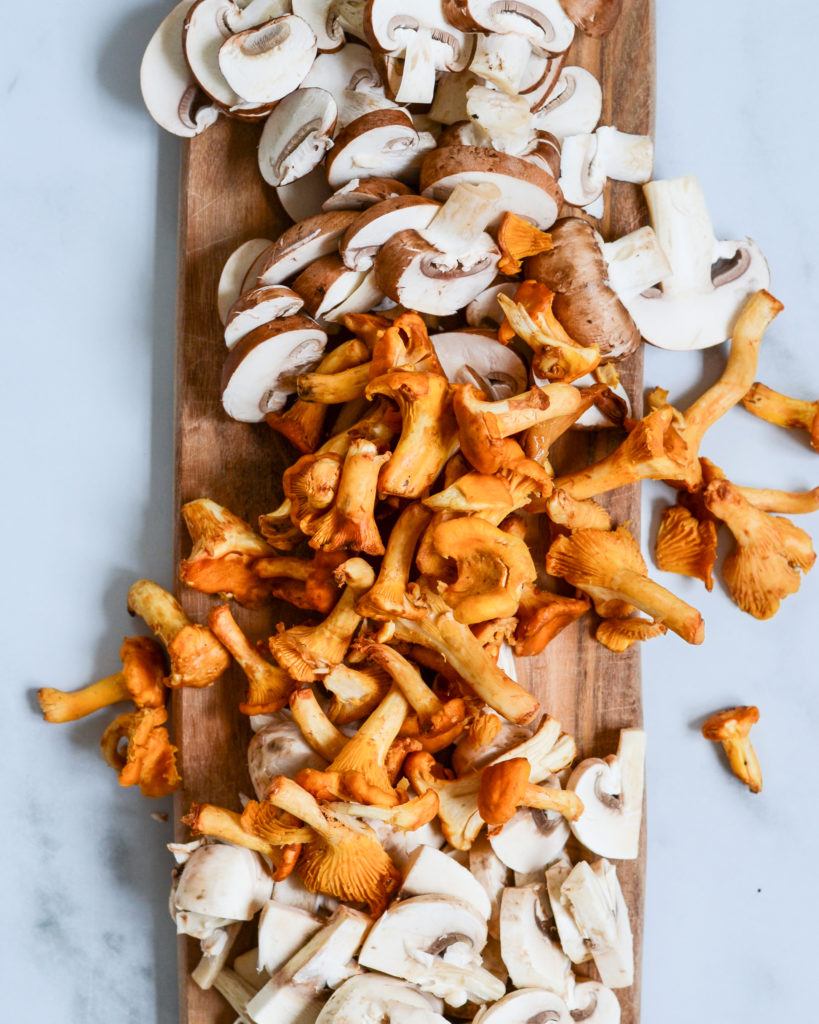 Svampe stroganoff - Vegetarisk gryderet med svampe og bønner