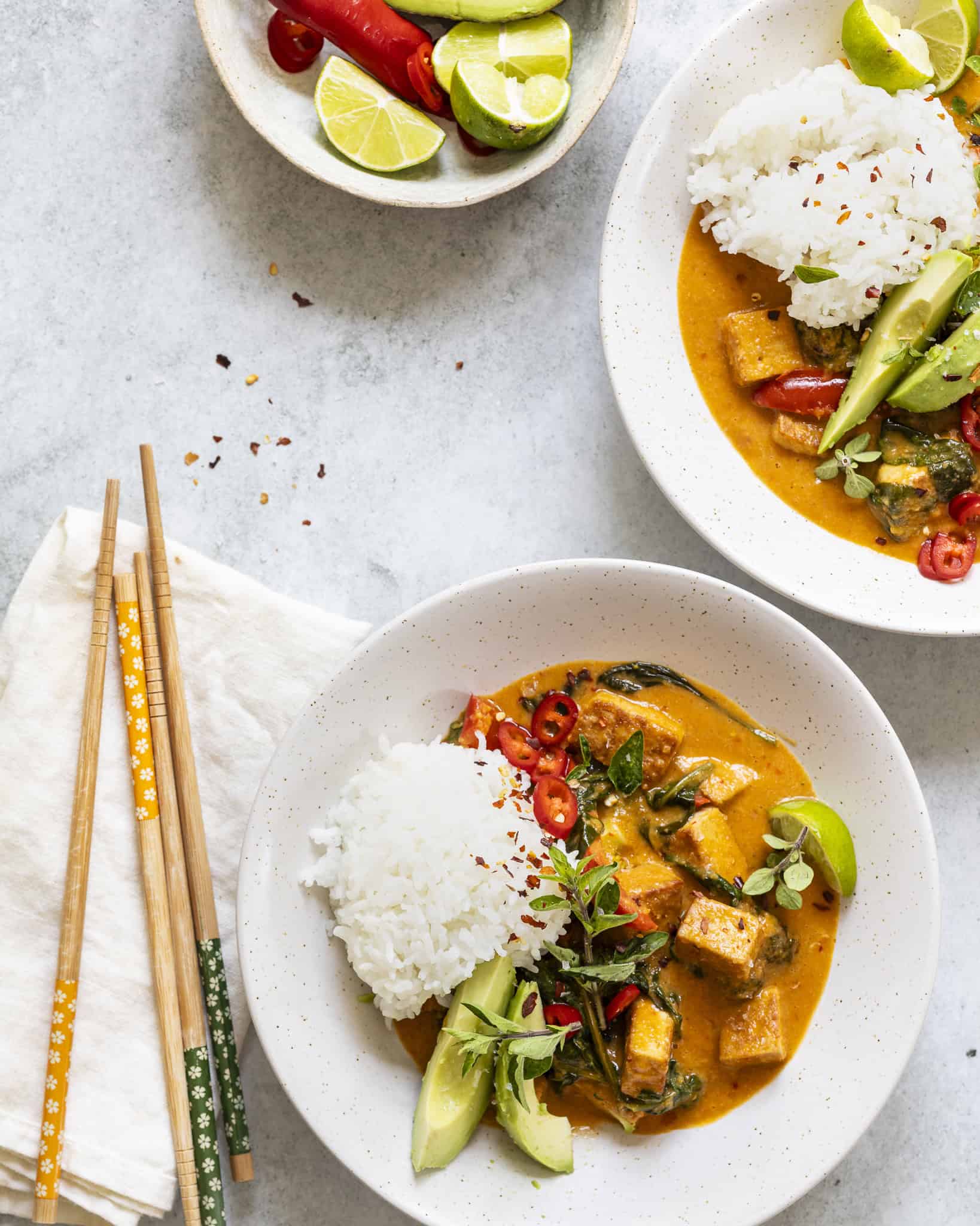 Vegetarisk rød karry - Rød karry med tofu og mangosauce