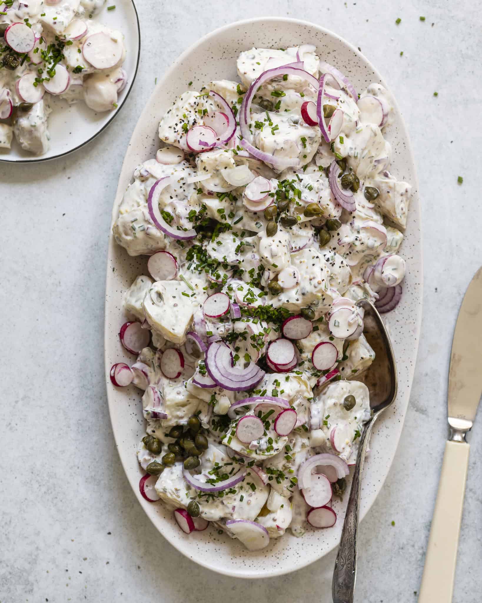 Falafel salat med ranch dressing og pitabrød - Vegansk aftensmad